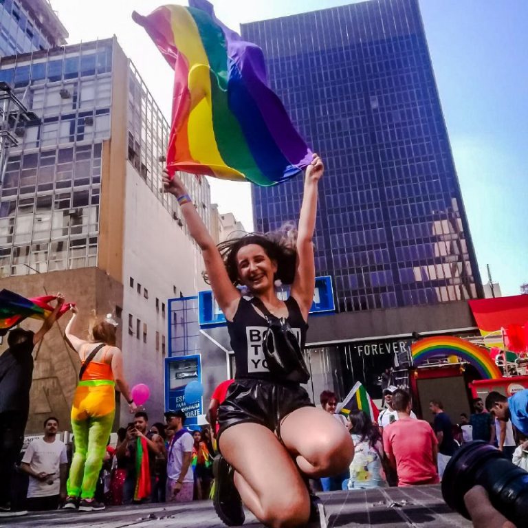 A maior do mundo: confira as imagens da 23ª Parada do Orgulho LGBT de ...