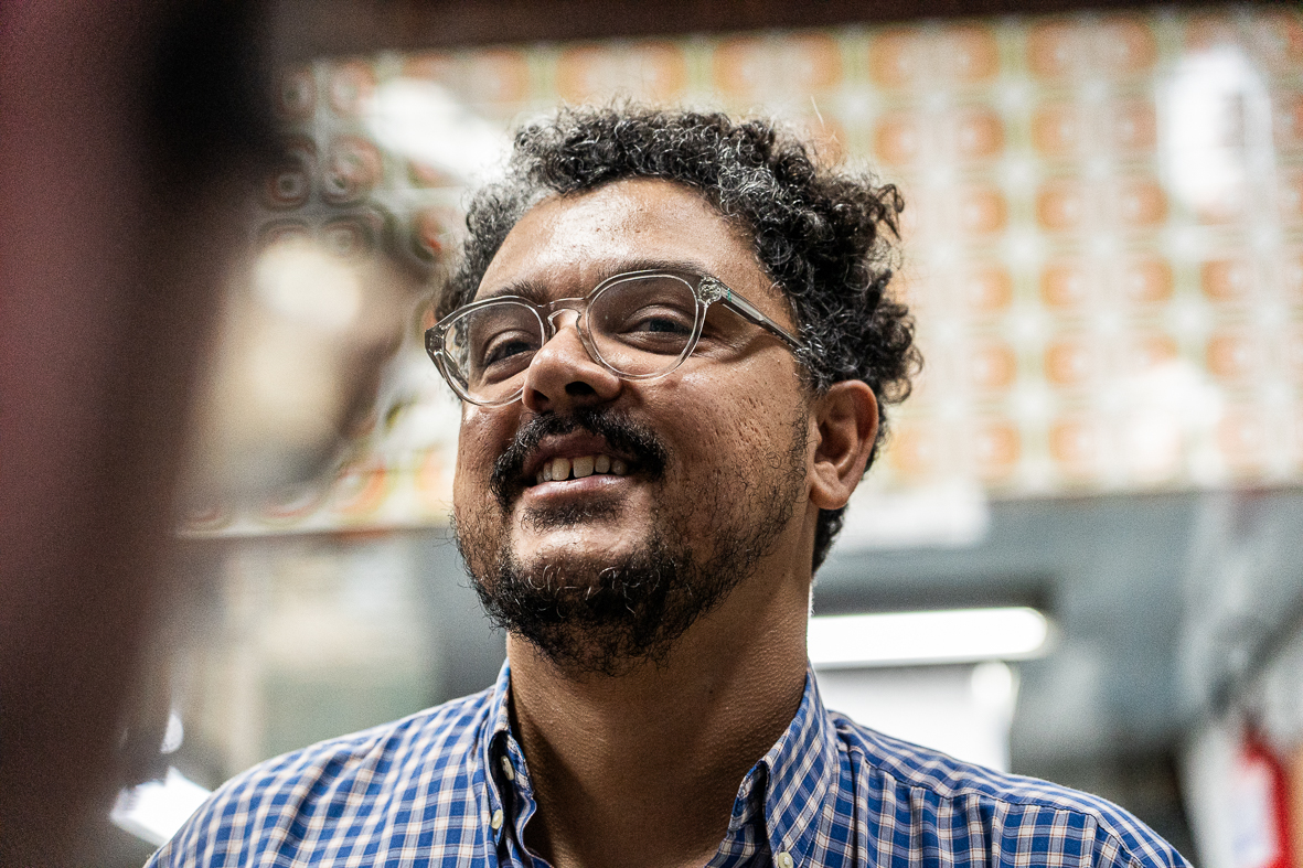 Douglas Lemos: sambista da nova geração carioca lança mais um álbum ...