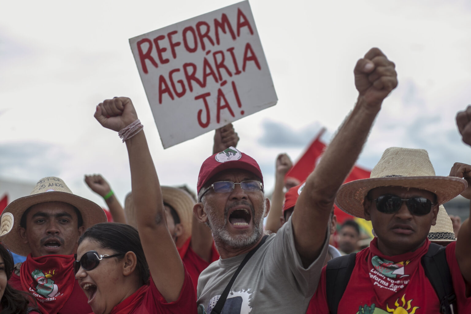 MST completa 40 anos de lutas em defesa da Reforma Agrária - Mídia NINJA